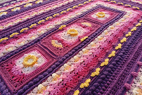 Ravelry: Soliloquy at Sunset pattern by Hooked on Sunshine