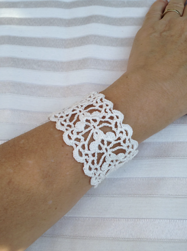 Ravelry: Crochet Cuff Bracelet pattern by Nez jewelry