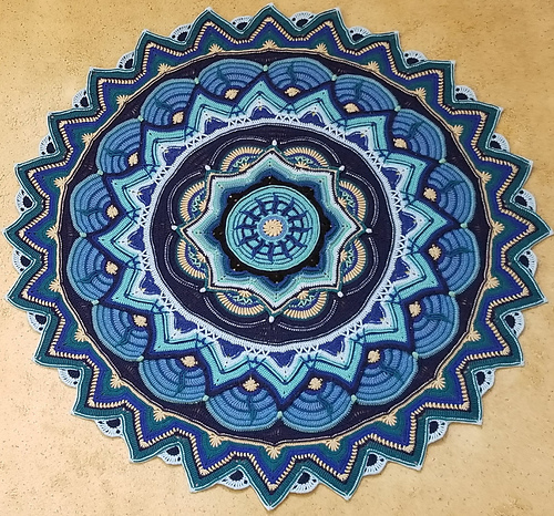 Ravelry: Suna Mandara pattern by Nickie Chapin