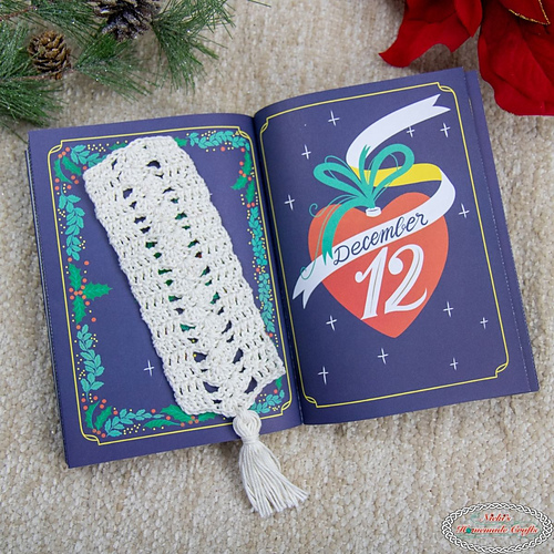 Ravelry: Lace Bookmark pattern by Nicole Riley