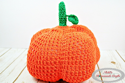 Ravelry: Pumpkin Tissue Box Cover pattern by Nicole Riley