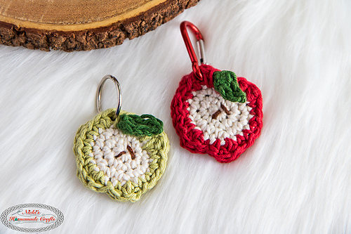 Ravelry: Mini Apple Pouch pattern by Nicole Riley