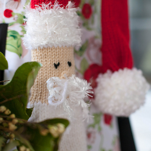 Ravelry: Skinny Santa Scarf pattern by Nicole F. Cox