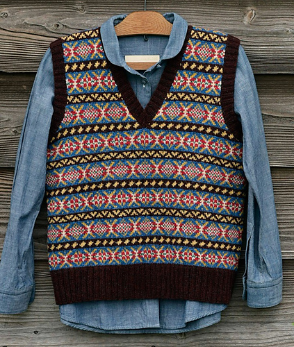 Ravelry: #04 V-neck Vest Dia and Cross pattern by Yoko Hatta (風工房)