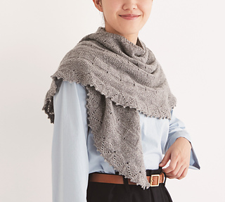 Ravelry: 07 Crescent Cashmere Shawl pattern by Yoko Hatta (風工房)