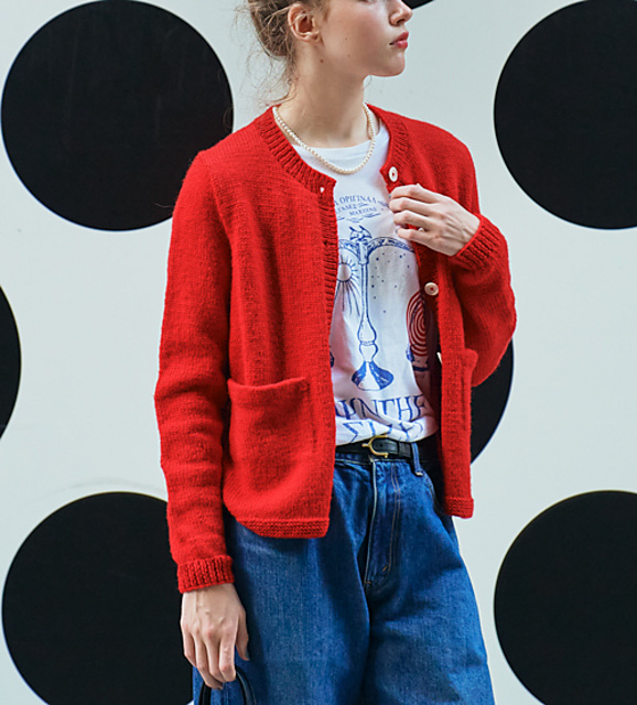 Ravelry: 06 Red Cardigan pattern by amuhibiknit 梅本美紀子