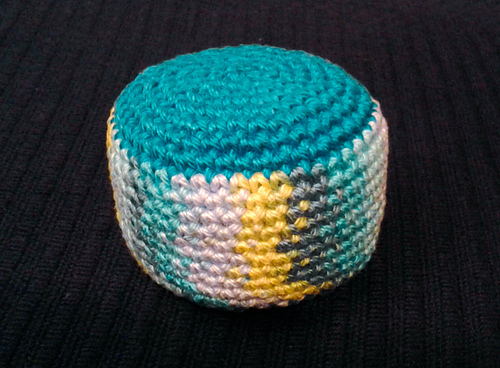 Ravelry: Footbag / Hacky Sack / футбэг pattern by Julia Marquardt