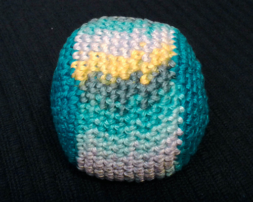 Ravelry: Footbag / Hacky Sack / футбэг pattern by Julia Marquardt