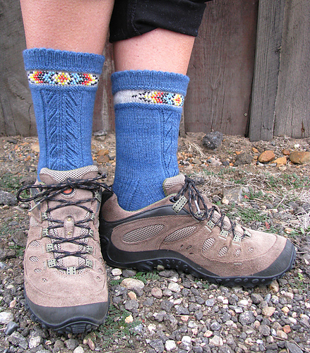 Ravelry: Indian Feather Socks (front design) pattern by Daniela Nii