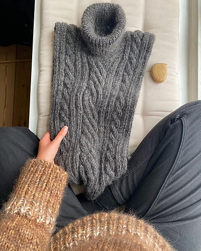 Ravelry: Twist Loop Collar pattern by Other Loops