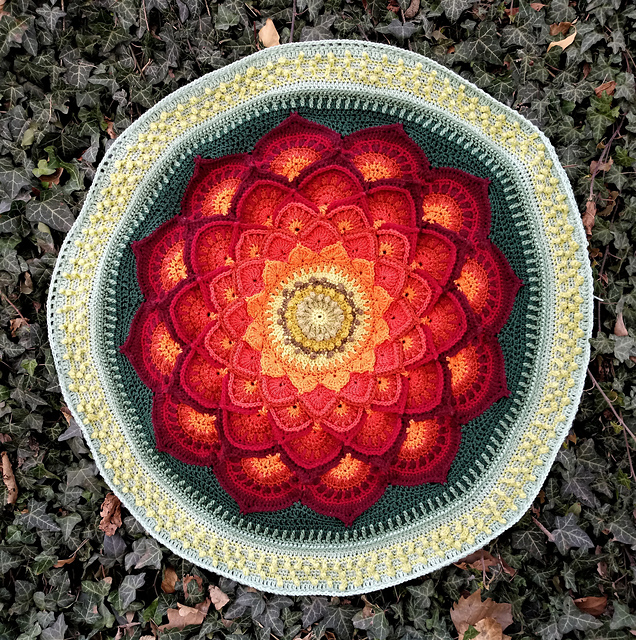 Ravelry: NinaMayer's Nymphaea Capensis TEST