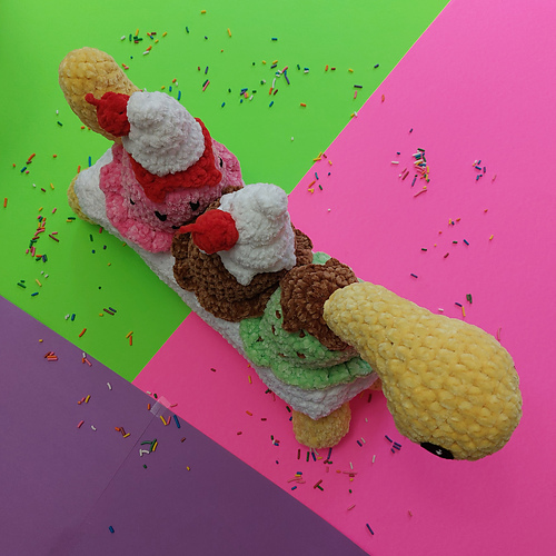 Ravelry: Bananasaurus Split pattern by Angela Ader