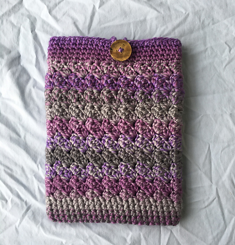 Ravelry: Tablet Cover pattern by Dawn M Castillo