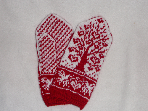 Ravelry: Tree of Love pattern by Natalia Moreva