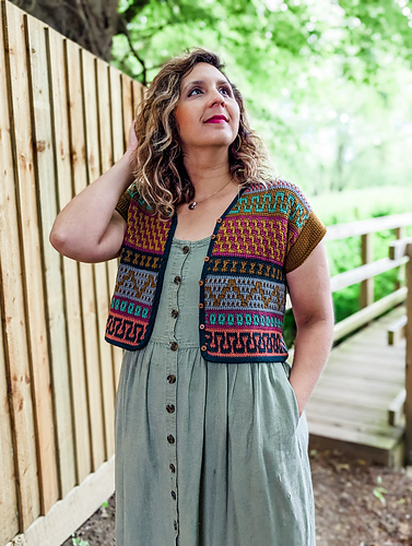 Ravelry: Mosaic Cardi pattern by Nomad Stitches