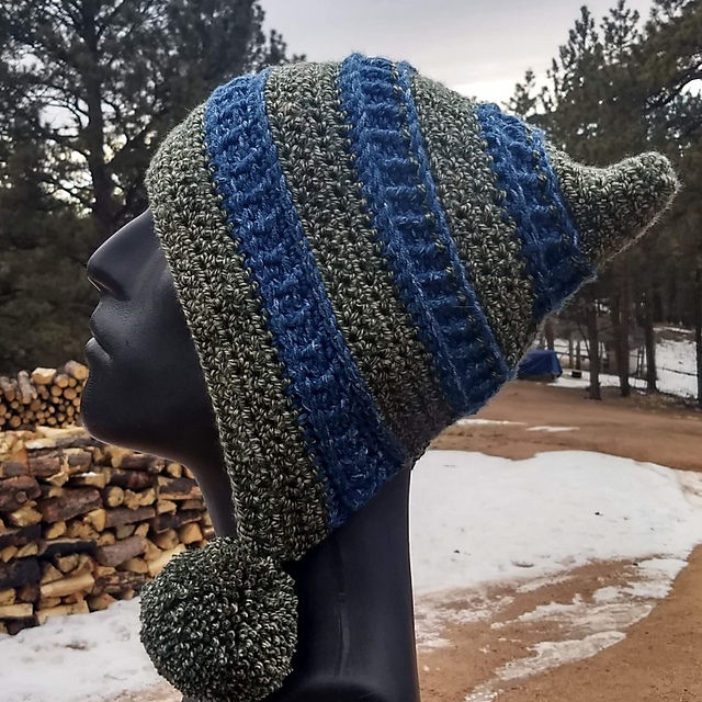 Ravelry: Winter Pixie Hat (two color) pattern by Stephanie Dunkin