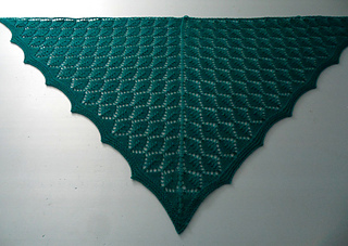Ravelry: Noofies' The Elder Tree Shawl