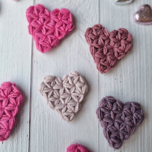 Ravelry: Jasmine Heart pattern by Makalani Sæther