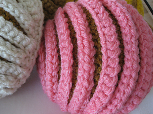 Mini concha. Pattern by CopaceticCrocheter : r/crochet