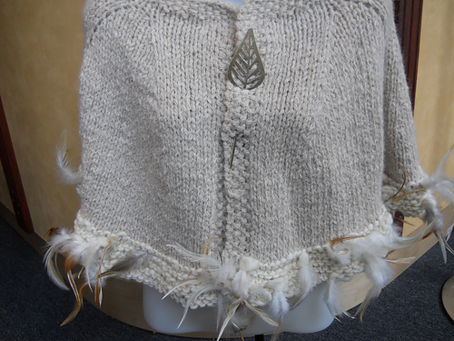 Ravelry: Feathered pattern by Linda Daniels