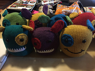 Ravelry: NoteableNeedle's Monster Bookends