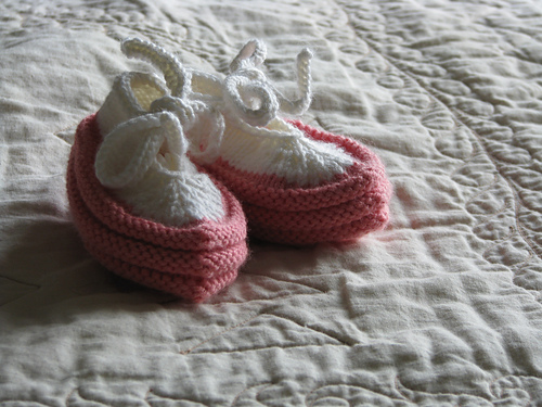 Ravelry: Baby Bootie Seamless pattern by Cindy Brandt