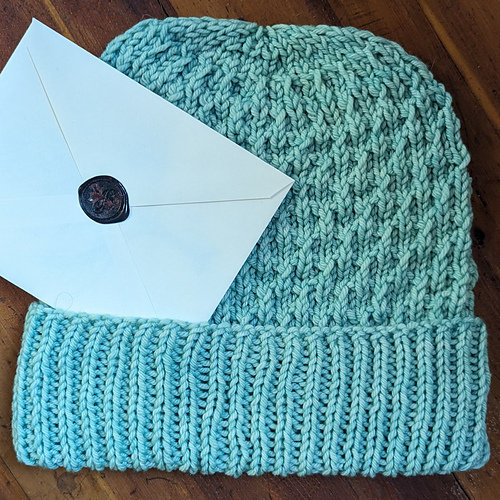 Ravelry: Meshy Squishy Toque pattern by Wiam's Crafts