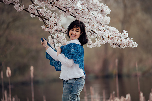 Ravelry: Sea Line Shawl pattern by Nuria Pastor