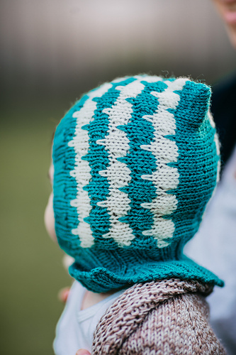 Ravelry: Soap Bubbles Hat pattern by Nuria Pastor