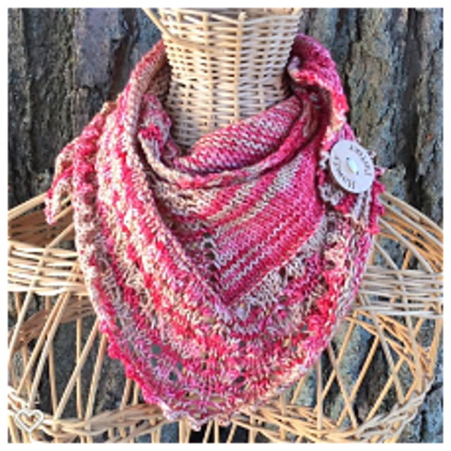 Ravelry: The Cowboy Kerchief pattern by Noelle Davis