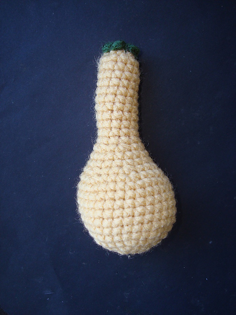 Ravelry: Crooked Neck Squash pattern by Charlotte W.