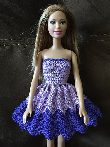 Ravelry: Barbie Strapless Chevron Dress pattern by Dez Alyxander