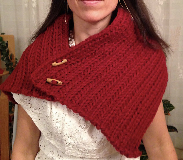 Ravelry: Snuggly Wrap Scarf pattern by Sam Sabido