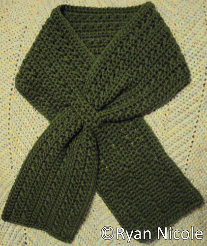 Ravelry: X's Keyhole Scarf pattern by Ryan Nicole