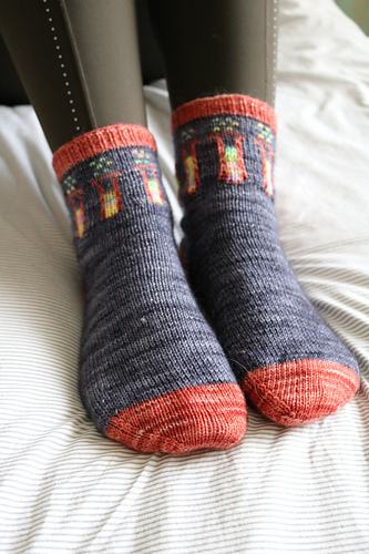 Ravelry: We've Got Chemistry Socks pattern by Emma L K
