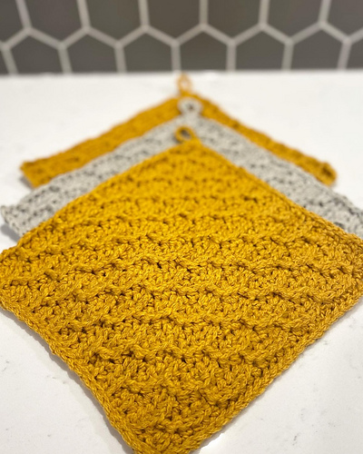 Ravelry: Honeycomb Dishcloth2 pattern by Christine Patterson