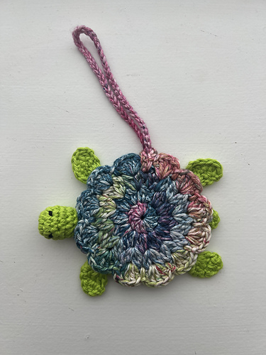 Ravelry: Mini Turtle Bag pattern by Maisey Edwards