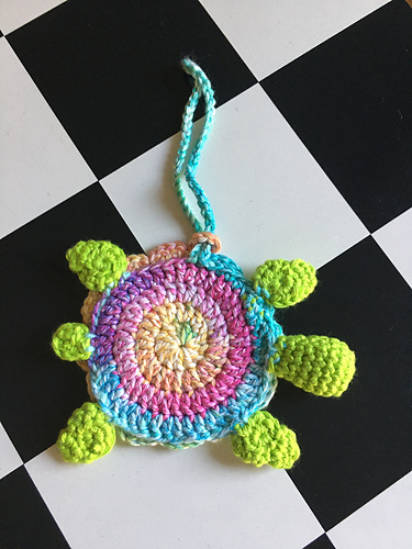 Ravelry: Mini Turtle Bag pattern by Maisey Edwards