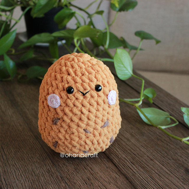 Ravelry: I'm a Potato pattern by ohana craft