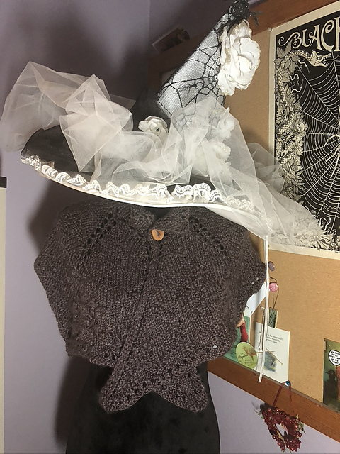 Ravelry: Flying Fox Wing Cape pattern by Jonna Toth