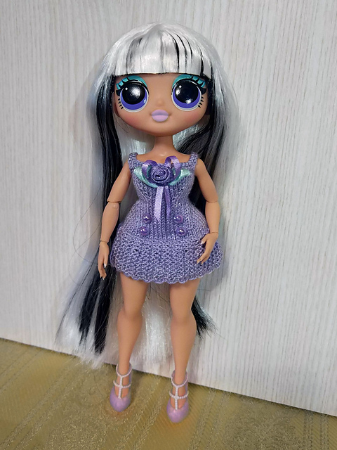 Ravelry: Mini dress for LOL OMG dolls pattern by Olga Lutsik