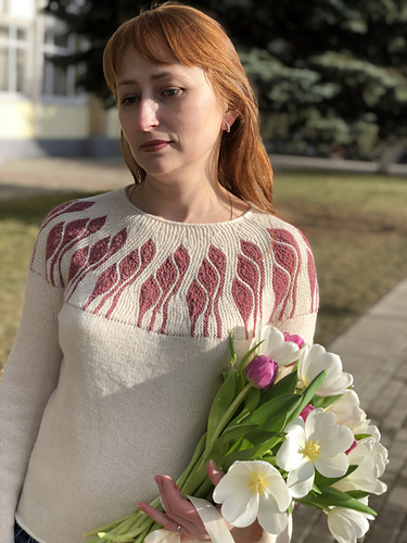 Ravelry: Flower Buds Sweater pattern by Lyudmila Aksenik Old