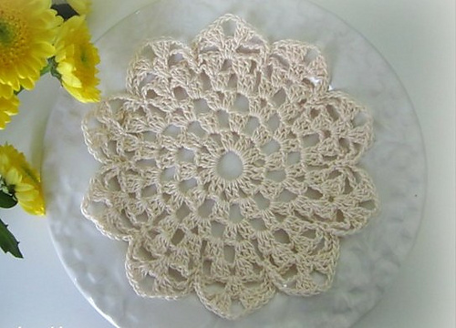 Ravelry: Small Flower Doily pattern by Olga Poltava