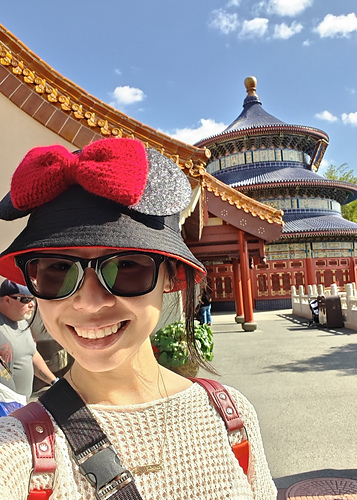 Ravelry: Minnie Mouse Bucket Hat pattern by Juli Anne