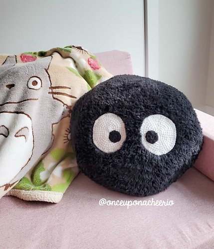 Ravelry: Soot Sprite Pillow pattern by Juli Anne