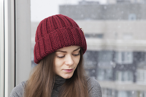 Ravelry: 2x2 Classic Ribbed Hat pattern by Anna Ivleva