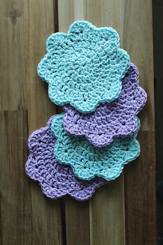 Ravelry: Scalloped Circular Coasters pattern by One Stop Wonders