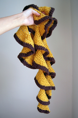 Ravelry: Potato Chip Scarf pattern by Lion Brand Yarn
