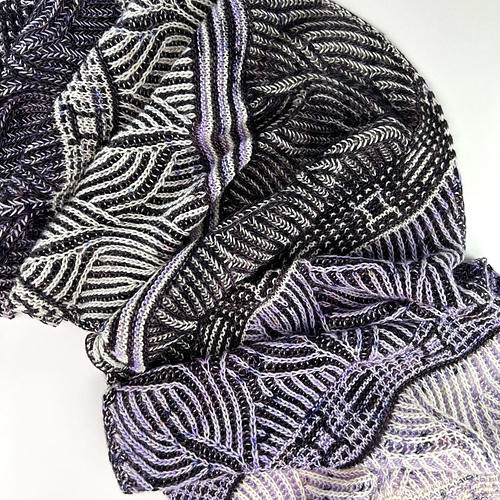 Ravelry: Gem Moon pattern by Lesley Anne Robinson