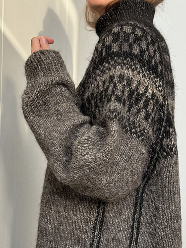 Ravelry: Joha Loop Sweater pattern by Other Loops_
